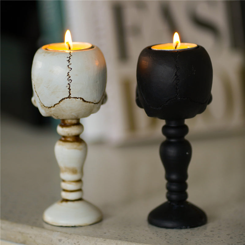 Three dimensional Skull Column Candlestick - Splendas